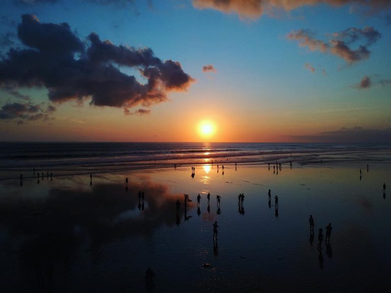 Double Six Beach Bali Best Thing Todo! - idbackpacker.com