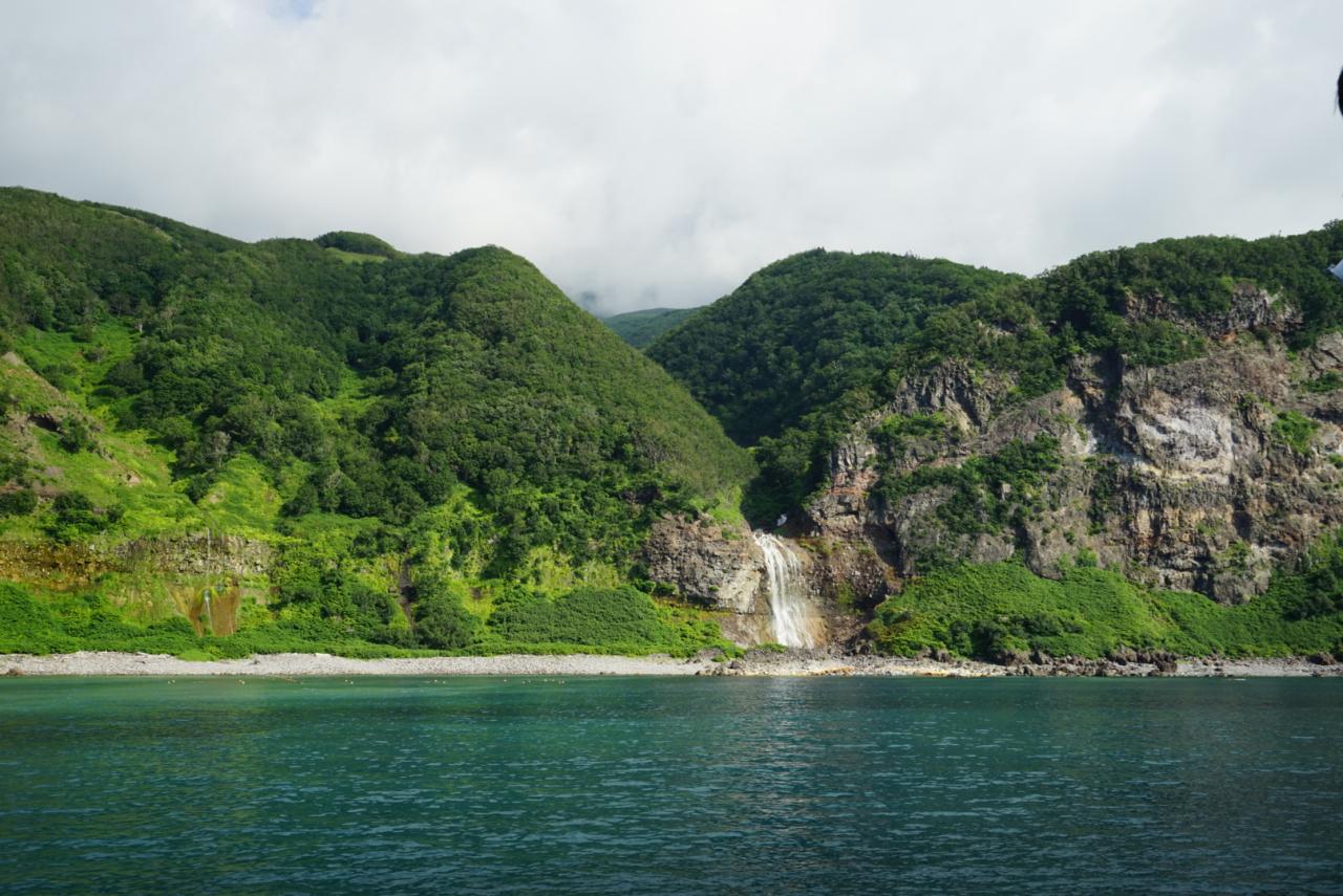Kamuiwakka Hot Falls: A Mesmerizing Hot Springs Waterfall in Shiretoko ...
