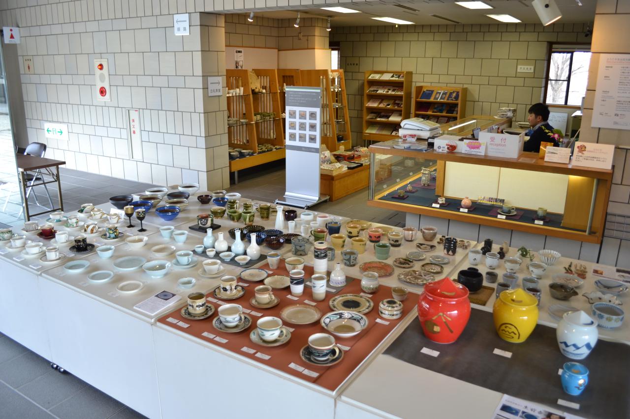 Tajimi: Gifu's Ceramics Capital with Zen Temple and Winery